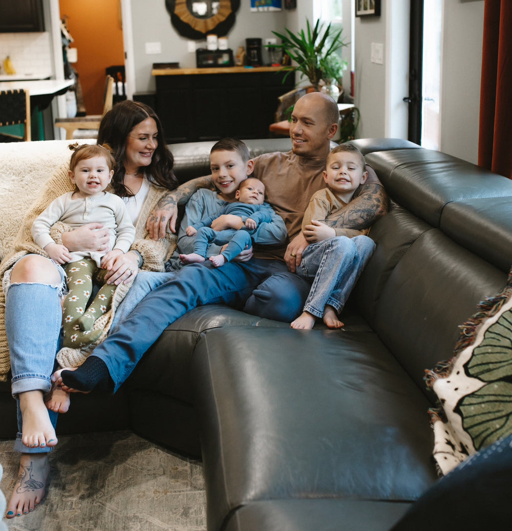 CLICK TO SHOP – MODERN MOM | designs