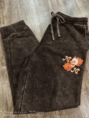 CLICK TO SHOP – MODERN MOM | designs